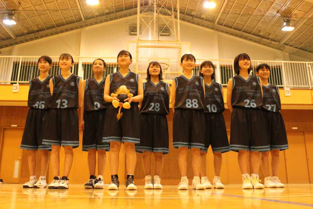 maxi mize様 バスケゲームウェア オーダー事例 | お客様の声・着用写真 | バスケユニフォーム UNIO